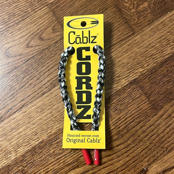 Cablz | Accessories | New Cablz Cordz Eyewear Retainers In Rtr | Poshmark